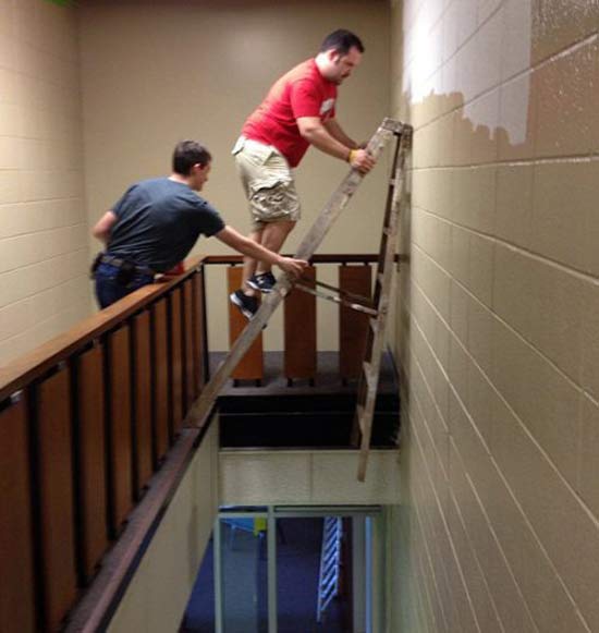 Chuckles Up! : 16 More Funny Pics & Memes | Team Jimmy Joe
